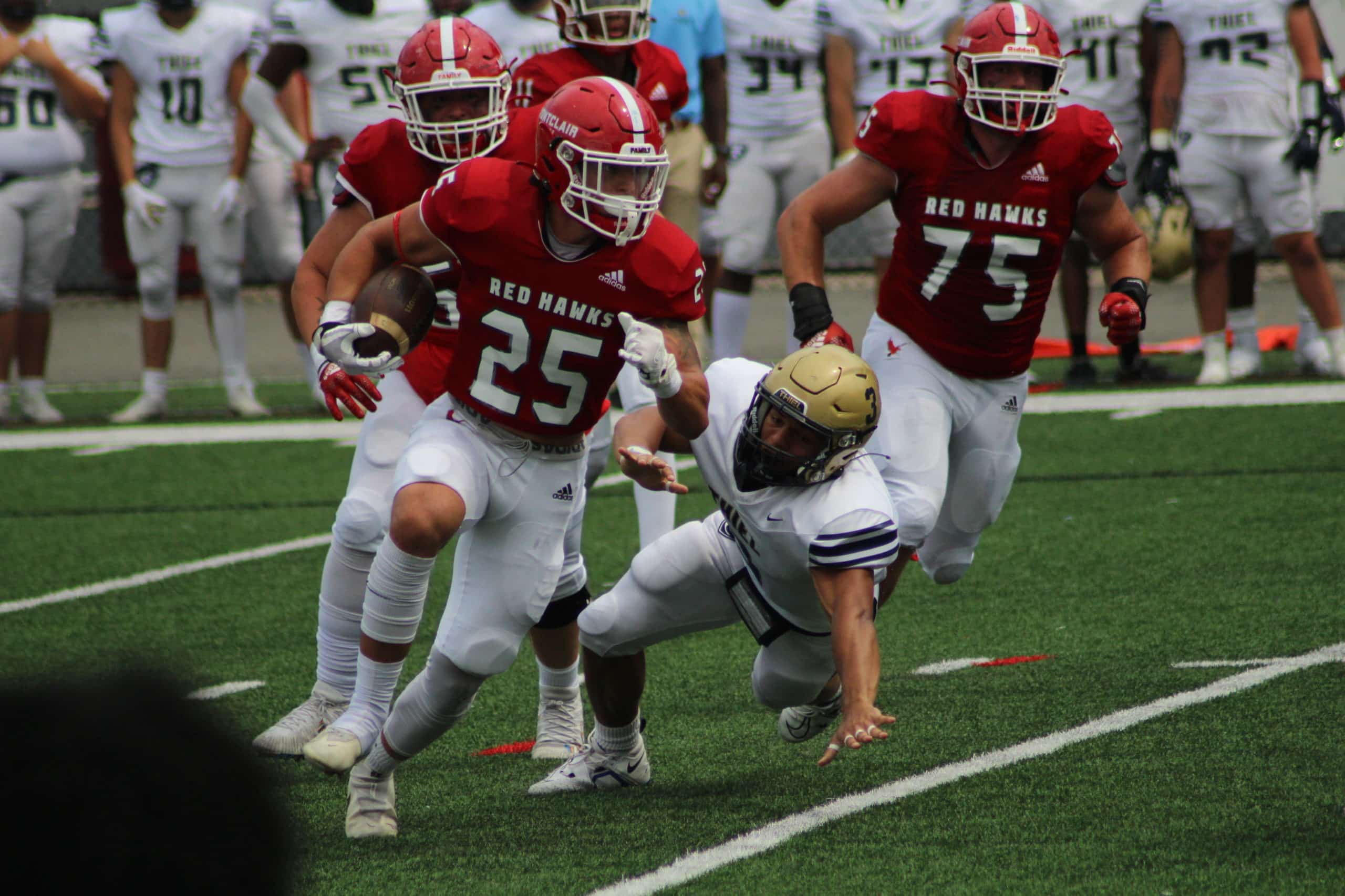 Football opens with a 27-6 win vs Thiel - WMSC 90.3 FM